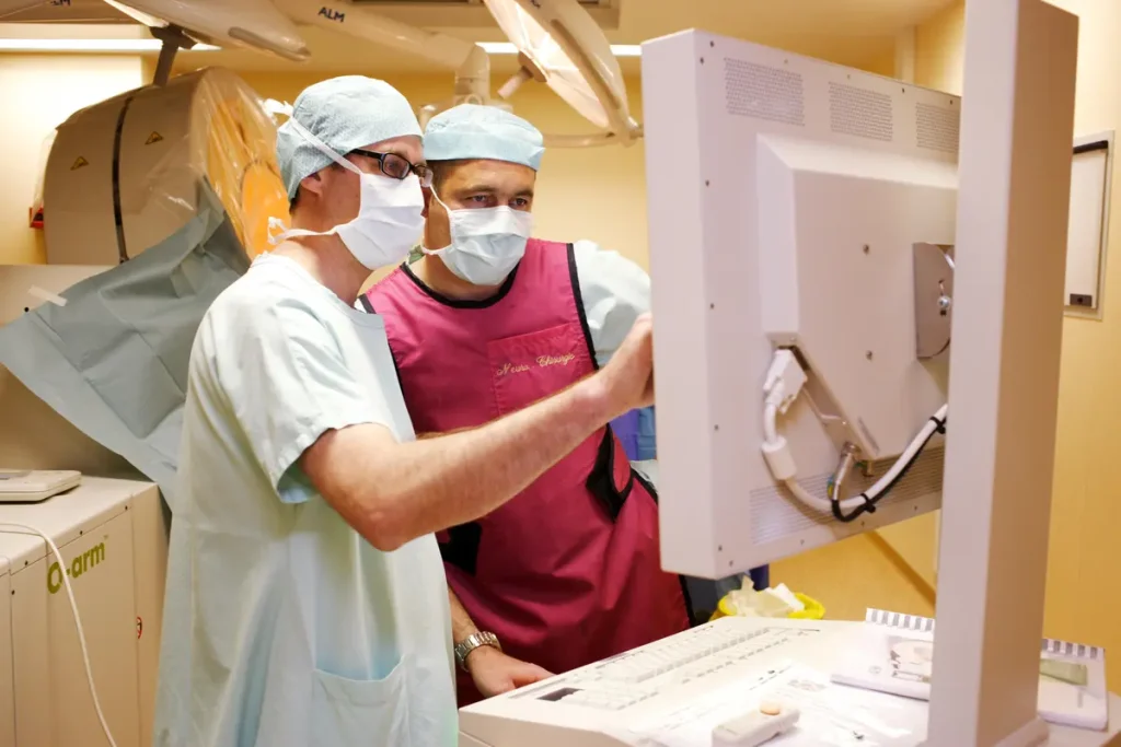 How to Maintain Lead Aprons (The Dos and Don'ts) - RadCare